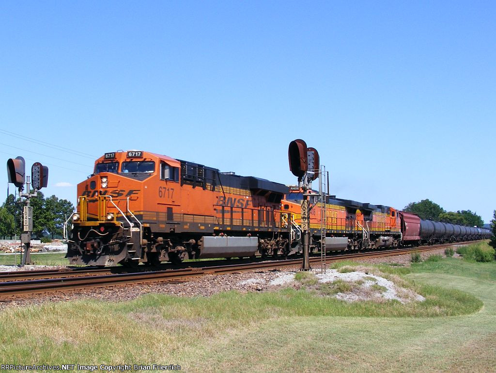 BNSF 6717